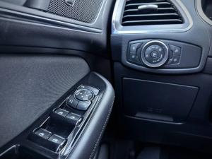 Black Ford S-Max 2019 in Riga, with an engine capacity of 2.00 L and mileage of 169 thousand km for 13495 €, photo 16 on AUTOMOTO.COM.LV