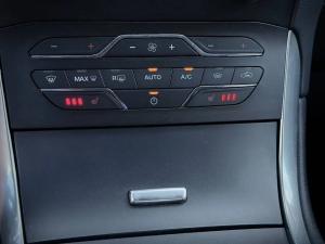 Black Ford S-Max 2019 in Riga, with an engine capacity of 2.00 L and mileage of 169 thousand km for 13495 €, photo 19 on AUTOMOTO.COM.LV