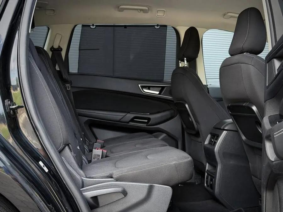 Black Ford S-Max 2019 in Riga, with an engine capacity of 2.00 L and mileage of 169 thousand km for 13495 €, photo 27 on AUTOMOTO.COM.LV