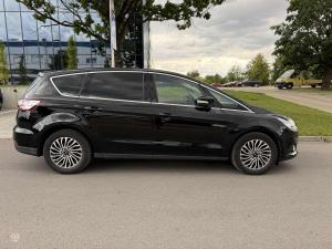 Black Ford S-Max 2019 in Panevezys, with an engine capacity of 2.00 L and mileage of 262 thousand km for 10000 €, photo 12 on AUTOMOTO.COM.LV