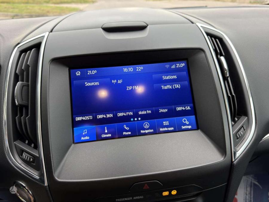 Black Ford S-Max 2019 in Panevezys, with an engine capacity of 2.00 L and mileage of 262 thousand km for 10000 €, photo 30 on AUTOMOTO.COM.LV