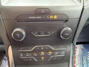 Black Ford S-Max 2019 in Panevezys, with an engine capacity of 2.00 L and mileage of 262 thousand km for 10000 €, photo 31 on AUTOMOTO.COM.LV