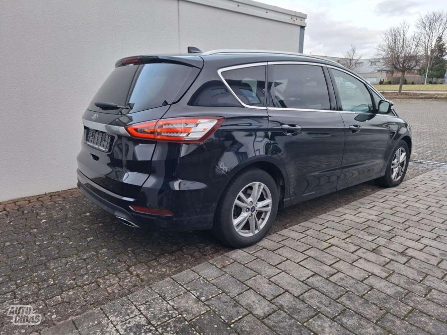 Black Ford S-Max 2020 in Kaunas, with an engine capacity of 2.00 L and mileage of 99 thousand km for 23258 €, photo 2 on AUTOMOTO.COM.LV