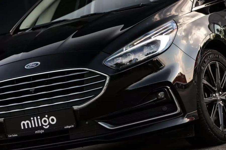 Melns Ford S-Max 2020 Jelgava, ar dzinēja tilpumu 2.00 L un nobraukumu 237 tūkst. km par 13200 €, foto 1 vietnē AUTOMOTO.COM.LV