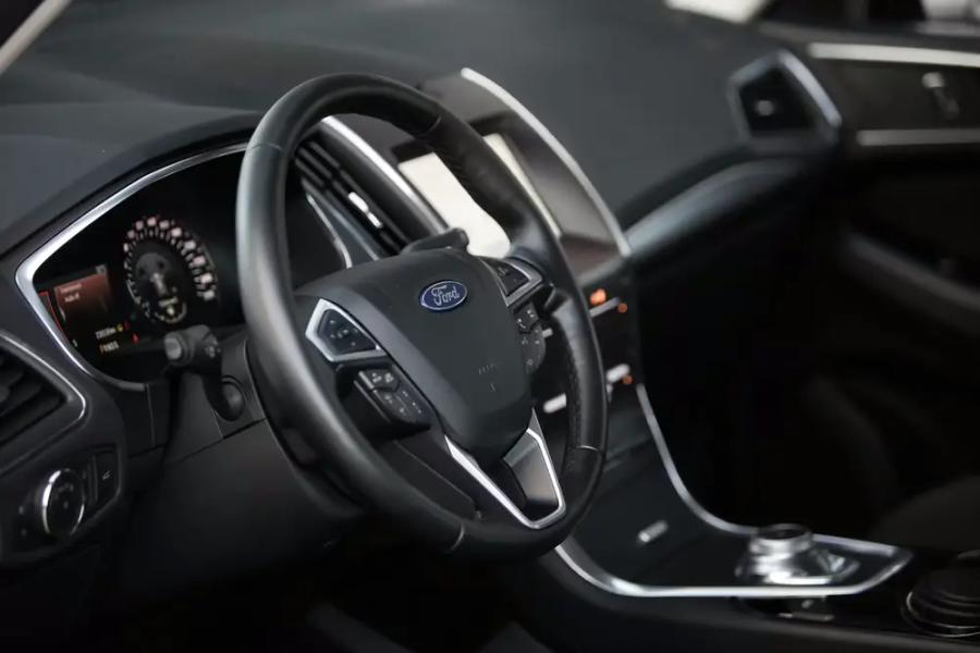 Melns Ford S-Max 2020 Jelgava, ar dzinēja tilpumu 2.00 L un nobraukumu 237 tūkst. km par 13200 €, foto 15 vietnē AUTOMOTO.COM.LV
