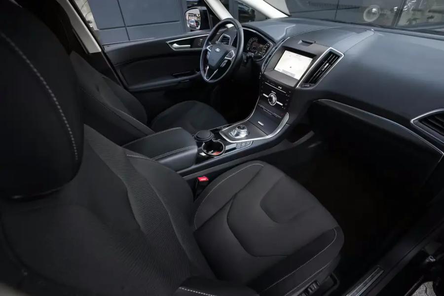 Melns Ford S-Max 2020 Jelgava, ar dzinēja tilpumu 2.00 L un nobraukumu 237 tūkst. km par 13200 €, foto 20 vietnē AUTOMOTO.COM.LV