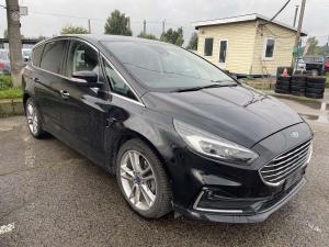 Black Ford S-Max 2020 in Panevezys, with an engine capacity of 2.00 L and mileage of 265 thousand km for 6450 €, photo 4 on AUTOMOTO.COM.LV