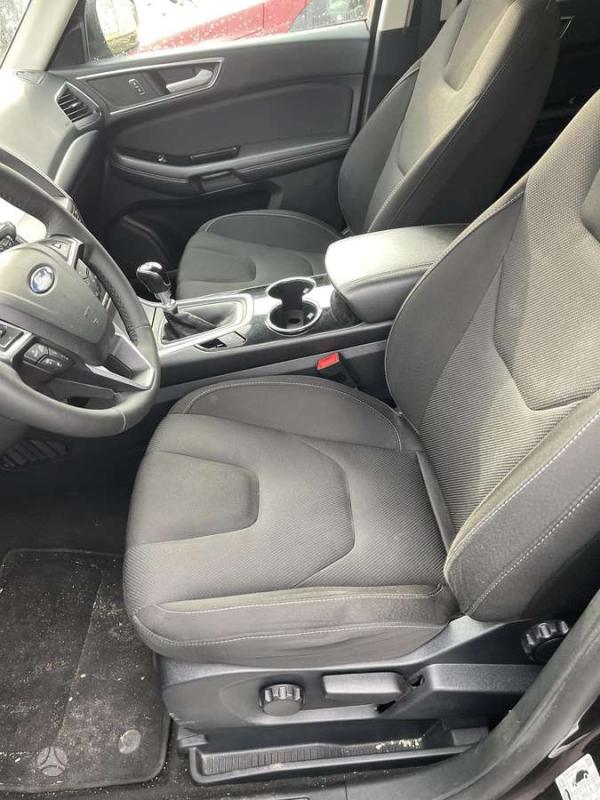 Ford S-Max 2020 Panevēža vietnē Melns Ford S-Max 2020 Panevēža, ar dzinēja tilpumu 2.00 L un nobraukumu 265 tūkst. km par 6450 €, foto 9 vietnē AUTOMOTO.COM.LV