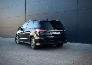 Melns Ford S-Max 2021 Rīga, ar dzinēja tilpumu 2.00 L un nobraukumu 192 tūkst. km par 14195 €, foto 4 vietnē AUTOMOTO.COM.LV
