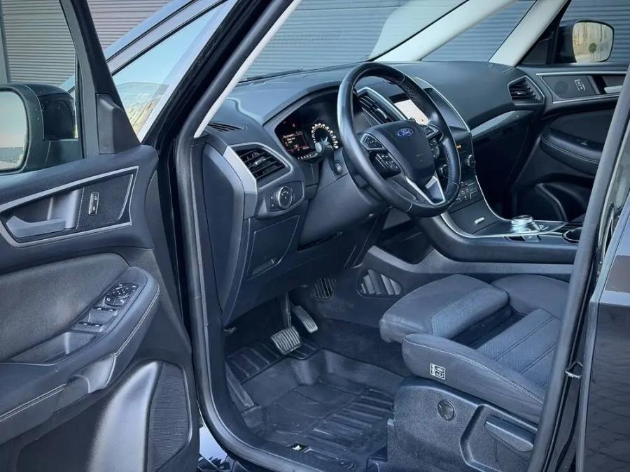 Melns Ford S-Max 2021 Rīga, ar dzinēja tilpumu 2.00 L un nobraukumu 192 tūkst. km par 14195 €, foto 8 vietnē AUTOMOTO.COM.LV