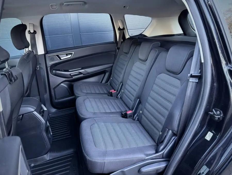 Melns Ford S-Max 2021 Rīga, ar dzinēja tilpumu 2.00 L un nobraukumu 192 tūkst. km par 14195 €, foto 23 vietnē AUTOMOTO.COM.LV