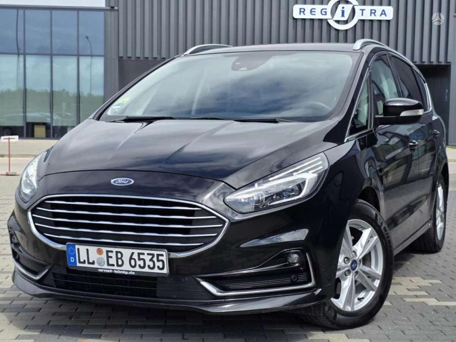 Black Ford S-Max 2021 in Siauliai, with an engine capacity of 2.00 L and mileage of 240 thousand km for 9990 €, photo 1 on AUTOMOTO.COM.LV