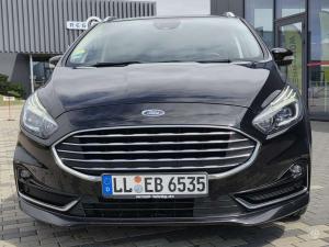 Black Ford S-Max 2021 in Siauliai, with an engine capacity of 2.00 L and mileage of 240 thousand km for 9990 €, photo 4 on AUTOMOTO.COM.LV