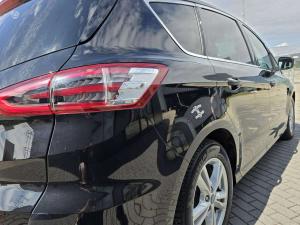 Black Ford S-Max 2021 in Siauliai, with an engine capacity of 2.00 L and mileage of 240 thousand km for 9990 €, photo 15 on AUTOMOTO.COM.LV