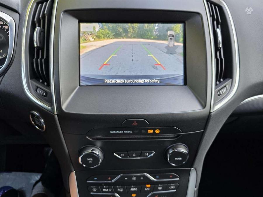 Black Ford S-Max 2021 in Siauliai, with an engine capacity of 2.00 L and mileage of 240 thousand km for 9990 €, photo 21 on AUTOMOTO.COM.LV