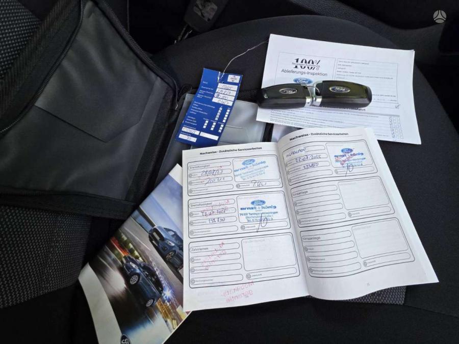 Black Ford S-Max 2021 in Siauliai, with an engine capacity of 2.00 L and mileage of 240 thousand km for 9990 €, photo 31 on AUTOMOTO.COM.LV