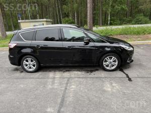 Black Ford S-Max 2023 in Riga, with an engine capacity of 2.00 L and mileage of 73 thousand km for 18750 €, photo 13 on AUTOMOTO.COM.LV