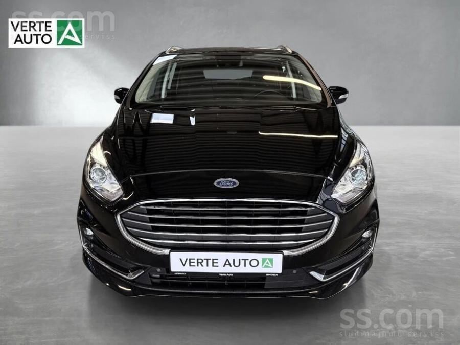 Black Ford S-Max 2023 in Riga, with an engine capacity of 2.00 L and mileage of 73 thousand km for 19990 €, photo 3 on AUTOMOTO.COM.LV