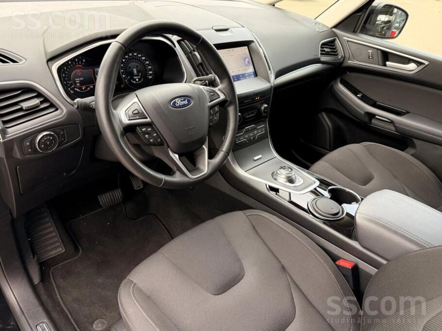 Black Ford S-Max 2023 in Riga, with an engine capacity of 2.00 L and mileage of 73 thousand km for 19990 €, photo 8 on AUTOMOTO.COM.LV