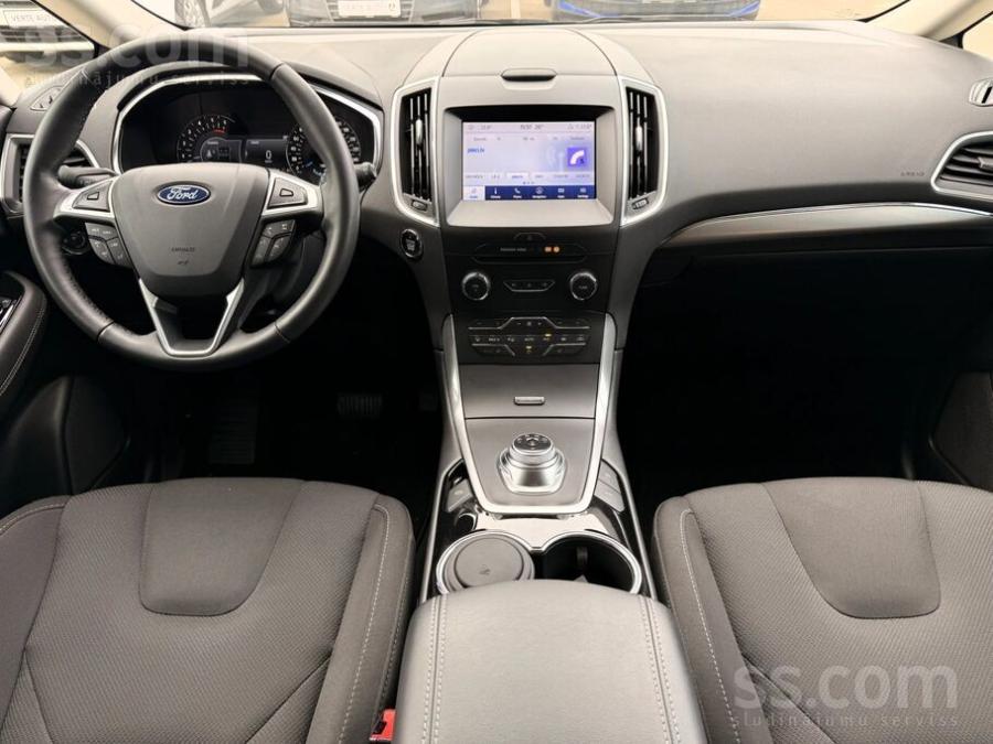 Black Ford S-Max 2023 in Riga, with an engine capacity of 2.00 L and mileage of 73 thousand km for 19990 €, photo 9 on AUTOMOTO.COM.LV