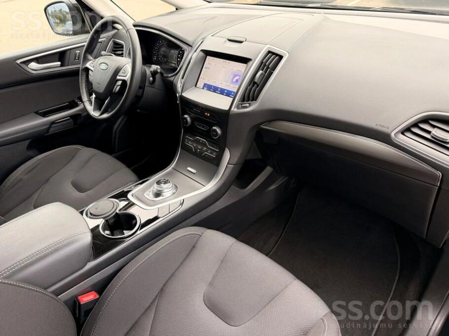 Black Ford S-Max 2023 in Riga, with an engine capacity of 2.00 L and mileage of 73 thousand km for 19990 €, photo 10 on AUTOMOTO.COM.LV