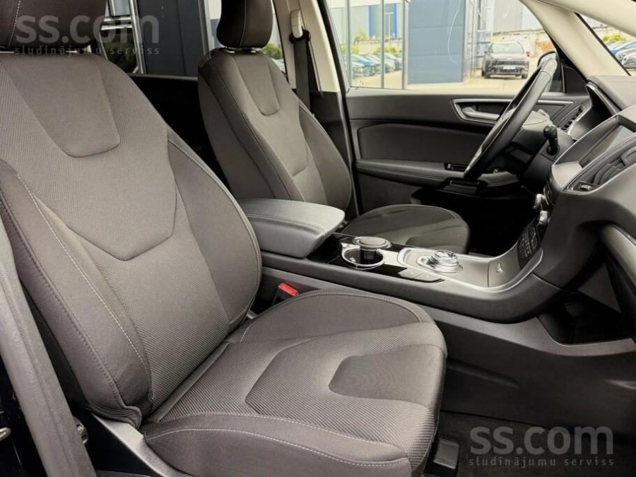 Black Ford S-Max 2023 in Riga, with an engine capacity of 2.00 L and mileage of 73 thousand km for 19990 €, photo 24 on AUTOMOTO.COM.LV