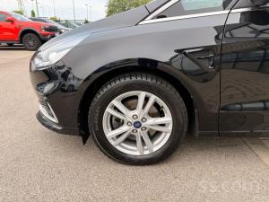 Black Ford S-Max 2023 in Riga, with an engine capacity of 2.00 L and mileage of 73 thousand km for 19990 €, photo 26 on AUTOMOTO.COM.LV