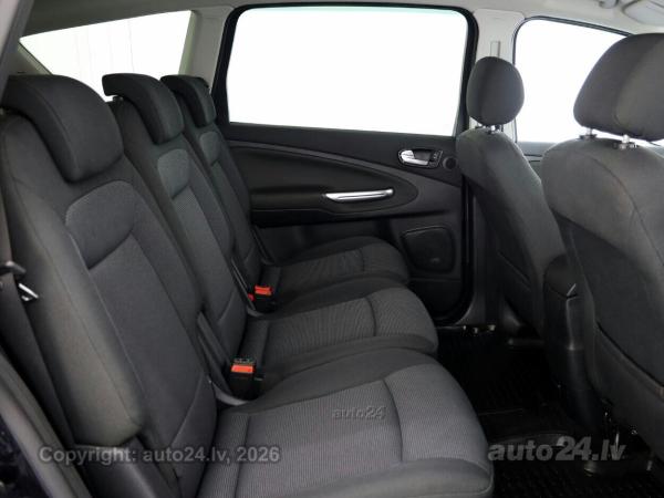 Melns Ford S-Max 2007 Tallina, ar dzinēja tilpumu 2.00 L un nobraukumu 254 tūkst. km par 2299 €, foto 7 vietnē AUTOMOTO.COM.LV