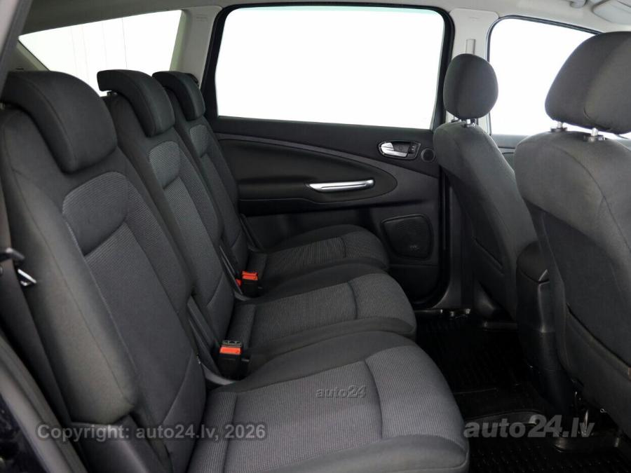 Black Ford S-Max 2007 in Tallinn, with an engine capacity of 2.00 L and mileage of 254 thousand km for 2299 €, photo 7 on AUTOMOTO.COM.LV