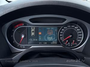 Melns Ford S-Max 2007 Tartu, ar dzinēja tilpumu 2.00 L un nobraukumu 257 tūkst. km par 3500 €, foto 13 vietnē AUTOMOTO.COM.LV