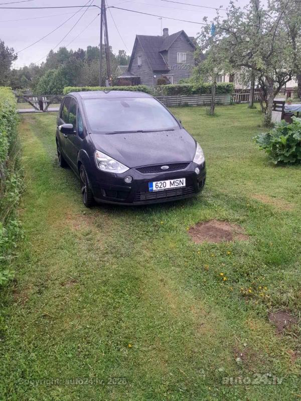 Melns Ford S-Max 2007 Tallina, ar dzinēja tilpumu 2.00 L un nobraukumu 257 tūkst. km par 3700 €, foto 4 vietnē AUTOMOTO.COM.LV