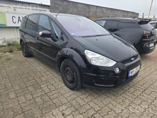 Black Ford S-Max 2007 in Riga, with an engine capacity of 2.00 L and mileage of 288 thousand km for 1999 €, photo 1 on AUTOMOTO.COM.LV