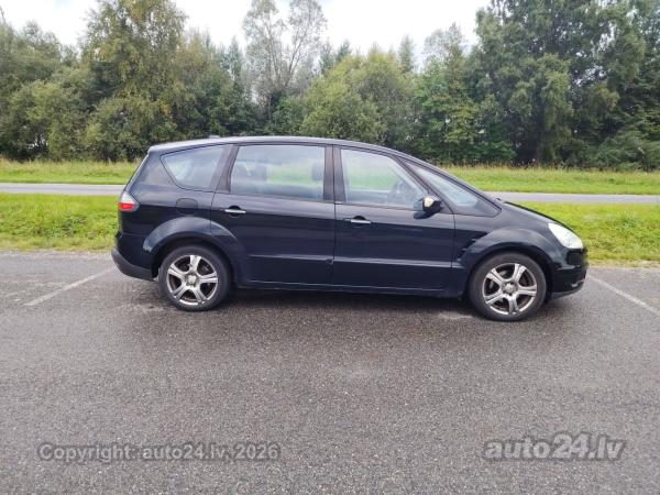 Melns Ford S-Max 2009 Tartu, ar dzinēja tilpumu 2.00 L un nobraukumu 219 tūkst. km par 3700 €, foto 4 vietnē AUTOMOTO.COM.LV