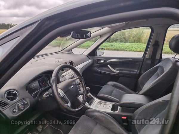 Melns Ford S-Max 2009 Tartu, ar dzinēja tilpumu 2.00 L un nobraukumu 219 tūkst. km par 3700 €, foto 6 vietnē AUTOMOTO.COM.LV