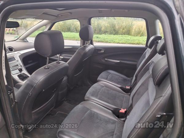 Melns Ford S-Max 2009 Tartu, ar dzinēja tilpumu 2.00 L un nobraukumu 219 tūkst. km par 3700 €, foto 7 vietnē AUTOMOTO.COM.LV