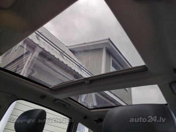 Melns Ford S-Max 2009 Tartu, ar dzinēja tilpumu 2.00 L un nobraukumu 219 tūkst. km par 3700 €, foto 8 vietnē AUTOMOTO.COM.LV