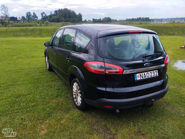 Black Ford S-Max 2010 in Siauliai, with an engine capacity of 2.00 L and mileage of 249 thousand km for 2300 €, photo 4 on AUTOMOTO.COM.LV