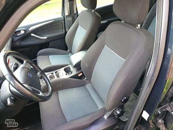 Black Ford S-Max 2010 in Siauliai, with an engine capacity of 2.00 L and mileage of 249 thousand km for 1950 €, photo 11 on AUTOMOTO.COM.LV
