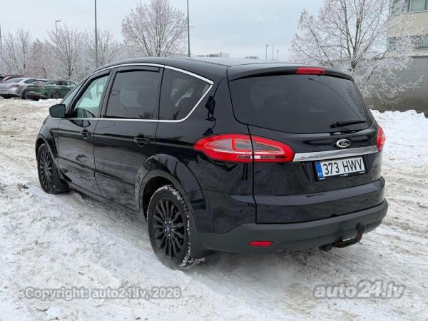 Melns Ford S-Max 2010 Tallina, ar dzinēja tilpumu 2.00 L un nobraukumu 303 tūkst. km par 5000 €, foto 2 vietnē AUTOMOTO.COM.LV