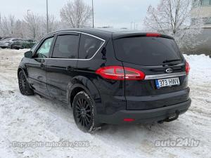 Black Ford S-Max 2010 in Tallinn, with an engine capacity of 2.00 L and mileage of 303 thousand km for 5000 €, photo 2 on AUTOMOTO.COM.LV