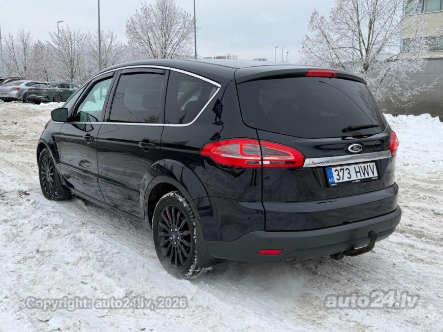 Black Ford S-Max 2010 in Tallinn, with an engine capacity of 2.00 L and mileage of 303 thousand km for 5000 €, photo 2 on AUTOMOTO.COM.LV