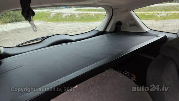 Ford S-Max 2010 Tallina vietnē Melns Ford S-Max 2010 Tallina, ar dzinēja tilpumu 2.00 L un nobraukumu 300 tūkst. km par 3996 €, foto 6 vietnē AUTOMOTO.COM.LV