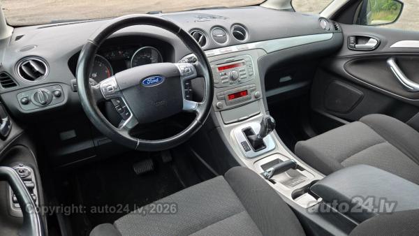 Ford S-Max 2010 Tallina vietnē Melns Ford S-Max 2010 Tallina, ar dzinēja tilpumu 2.00 L un nobraukumu 300 tūkst. km par 3996 €, foto 10 vietnē AUTOMOTO.COM.LV
