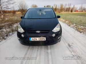 Melns Ford S-Max 2011 Tallina, ar dzinēja tilpumu 2.00 L un nobraukumu 290 tūkst. km par 4390 €, foto 2 vietnē AUTOMOTO.COM.LV