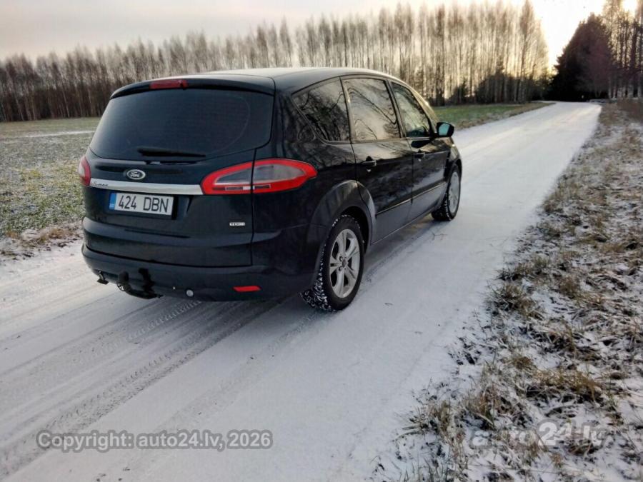 Melns Ford S-Max 2011 Tallina, ar dzinēja tilpumu 2.00 L un nobraukumu 289 tūkst. km par 4390 €, foto 4 vietnē AUTOMOTO.COM.LV