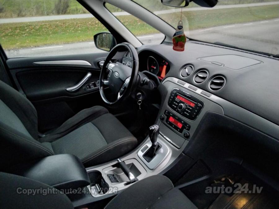 Melns Ford S-Max 2011 Tallina, ar dzinēja tilpumu 2.00 L un nobraukumu 289 tūkst. km par 4390 €, foto 9 vietnē AUTOMOTO.COM.LV