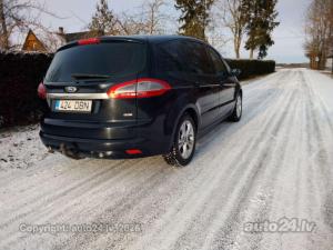 Melns Ford S-Max 2011 Tartu, ar dzinēja tilpumu 2.00 L un nobraukumu 289 tūkst. km par 4380 €, foto 2 vietnē AUTOMOTO.COM.LV