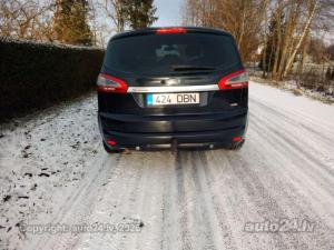Melns Ford S-Max 2011 Tartu, ar dzinēja tilpumu 2.00 L un nobraukumu 289 tūkst. km par 4380 €, foto 3 vietnē AUTOMOTO.COM.LV