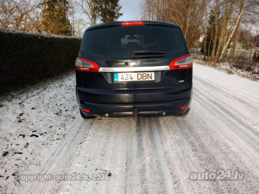 Black Ford S-Max 2011 in Tartu, with an engine capacity of 2.00 L and mileage of 289 thousand km for 4390 €, photo 3 on AUTOMOTO.COM.LV
