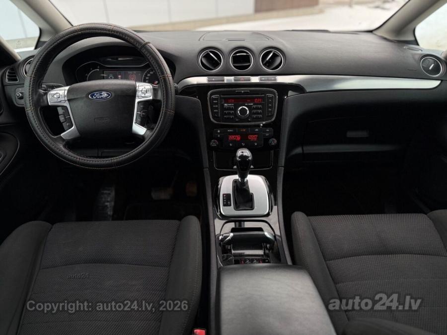 Melns Ford S-Max 2011 Tartu, ar dzinēja tilpumu 2.00 L un nobraukumu 329 tūkst. km par 3800 €, foto 7 vietnē AUTOMOTO.COM.LV